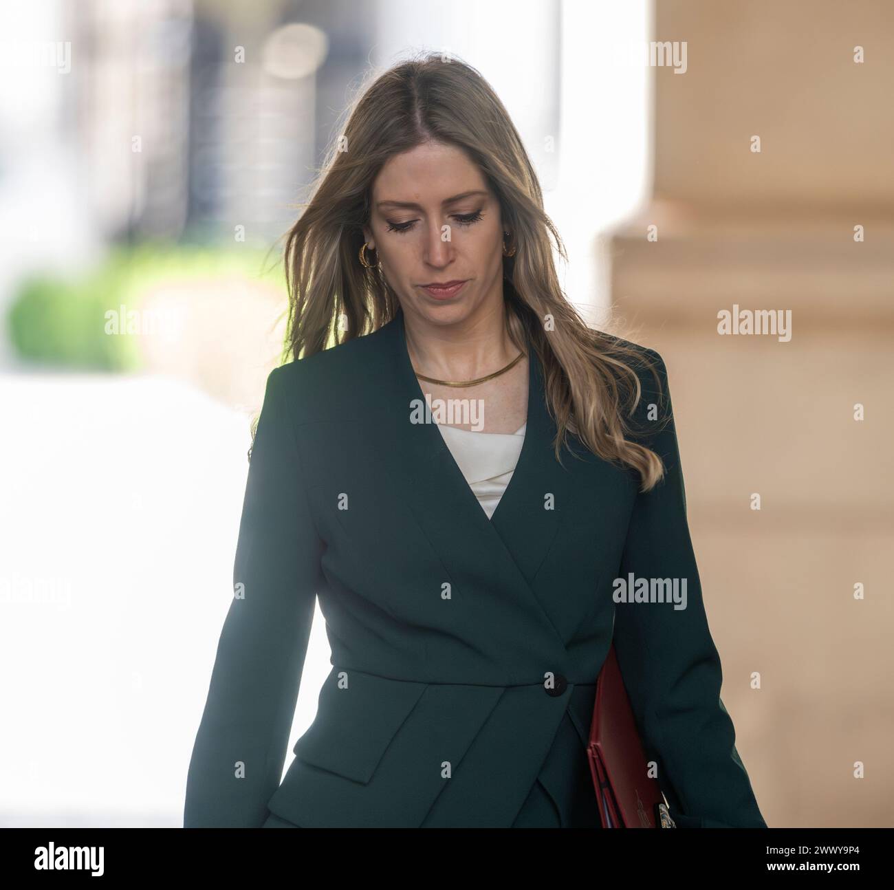 Laura trott mp hi-res stock photography and images - Alamy