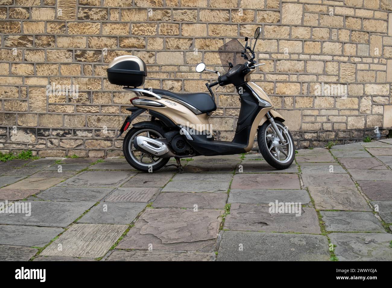 125 model hi-res stock photography and images - Alamy