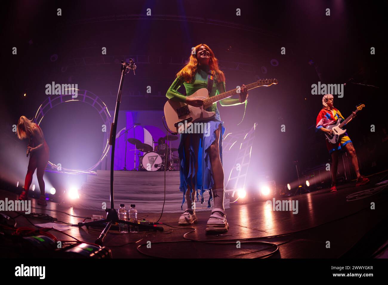 BARCELONA - OCT 6: Ginebras (Spanish indie rock band) perform on stage ...