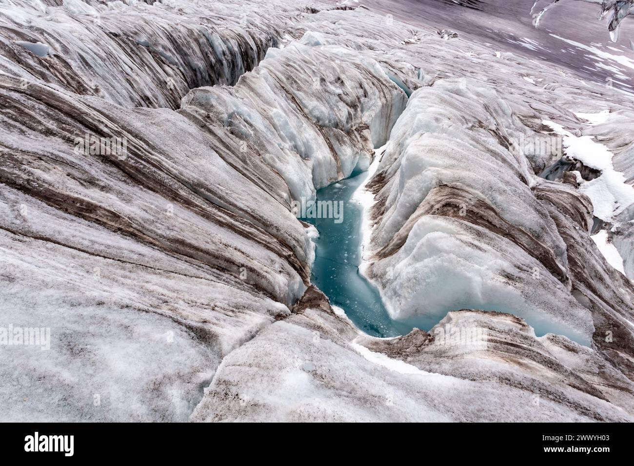 Andean landscapes, snow, ice and glacier in the Cayambe volcano ...