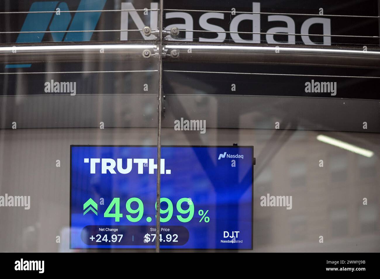 New York, USA. 26th Mar, 2024. View outside the Nasdaq building of the ...
