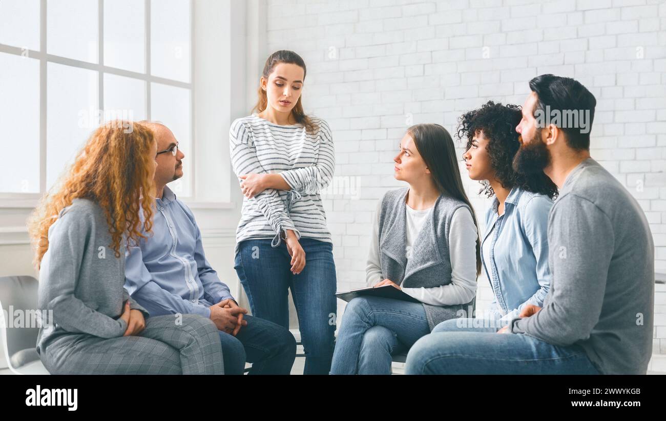 Sharing problems psychoanalyst hi-res stock photography and images - Alamy