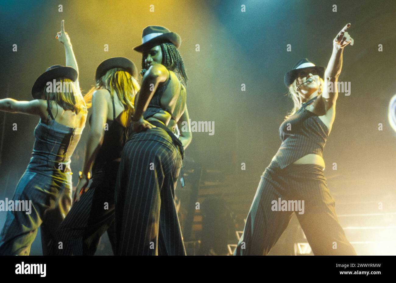 All saints band 1997 hi-res stock photography and images - Alamy