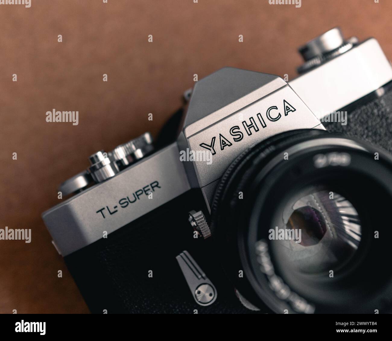 Front view of compact camera with sleek black lens Stock Photo - Alamy