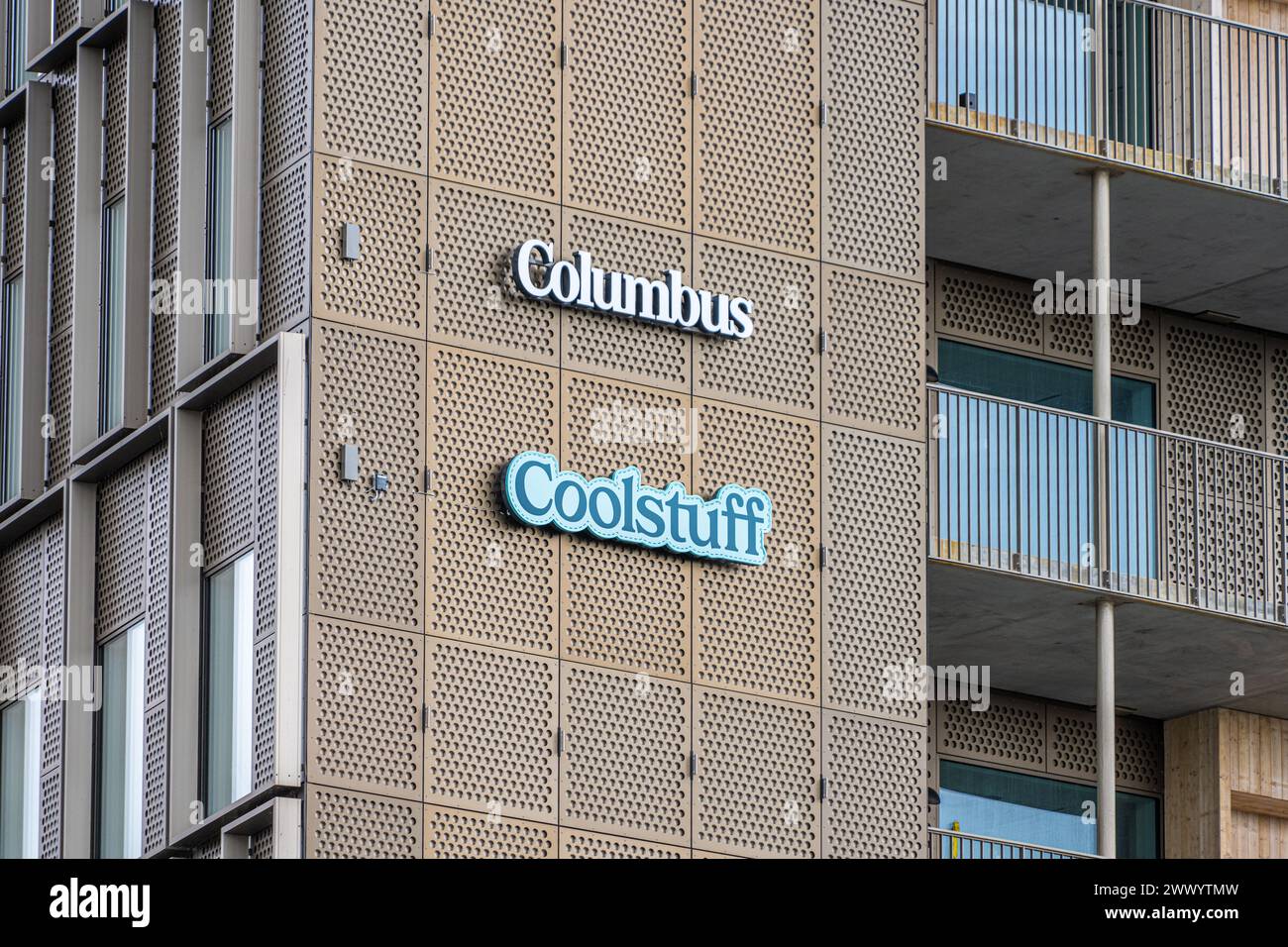 Coolstuff hi-res stock photography and images - Alamy