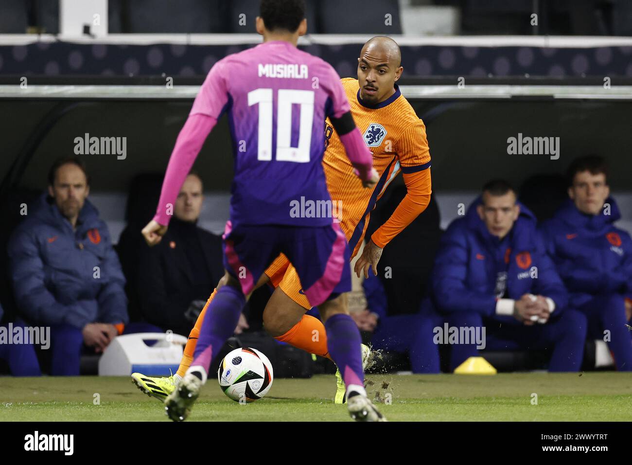 FRANKFURT - (l-r) Jamal Musiala of Germany, Donyell Malen of Holland ...