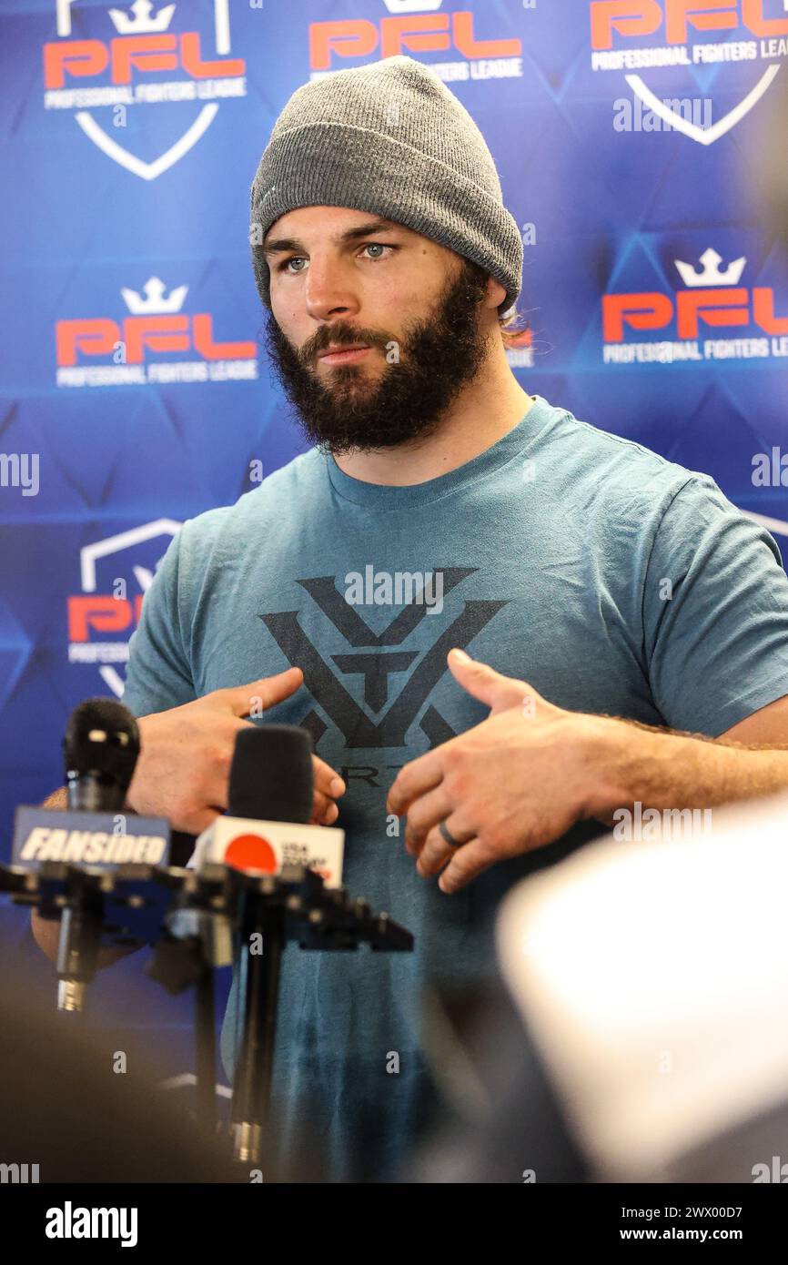 Alex polizzi hi-res stock photography and images - Alamy