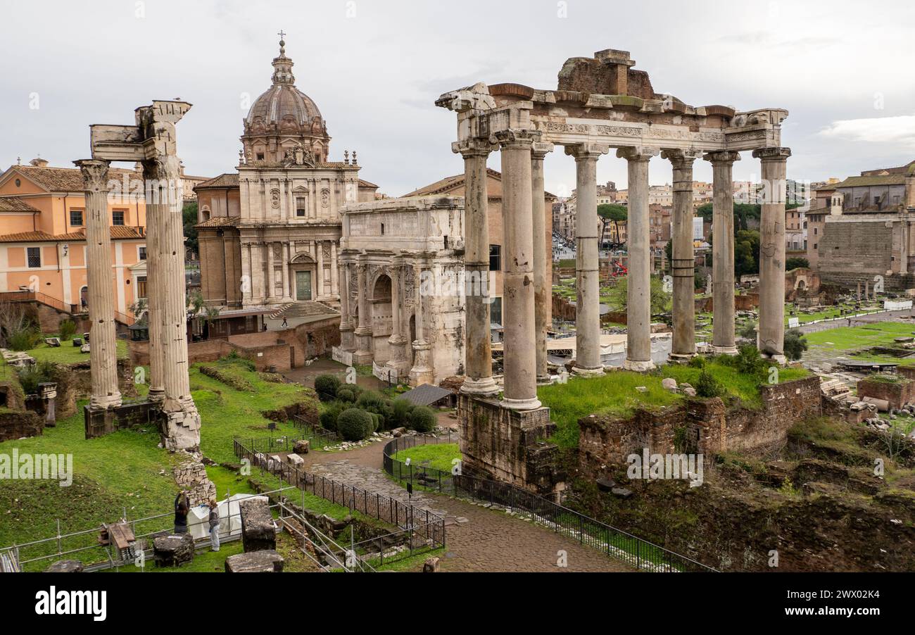 Roman shrines and temples hi-res stock photography and images - Alamy