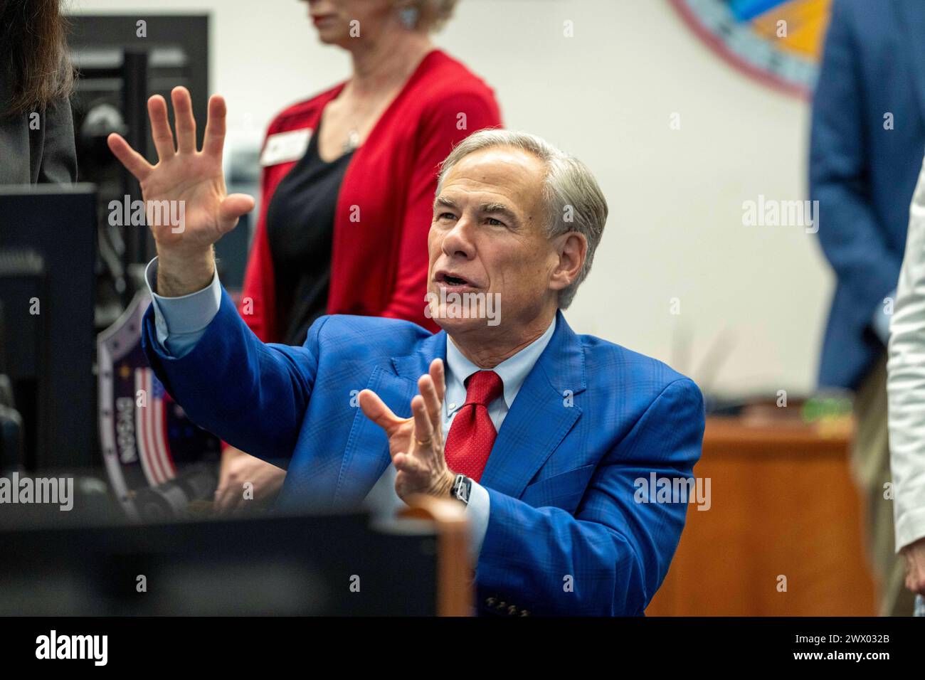 Nasa mission control talking hi-res stock photography and images - Alamy
