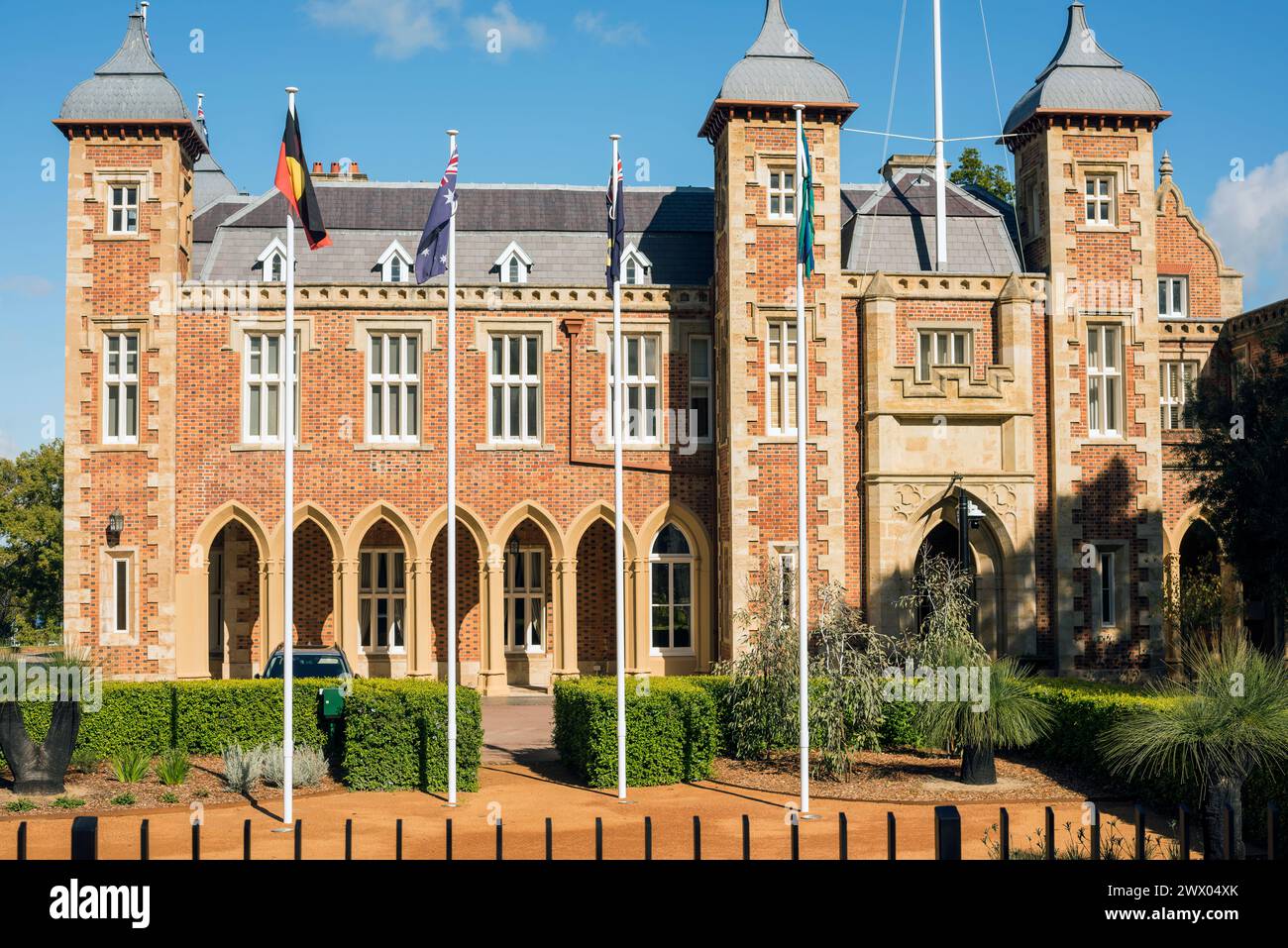 Government house perth hi-res stock photography and images - Alamy