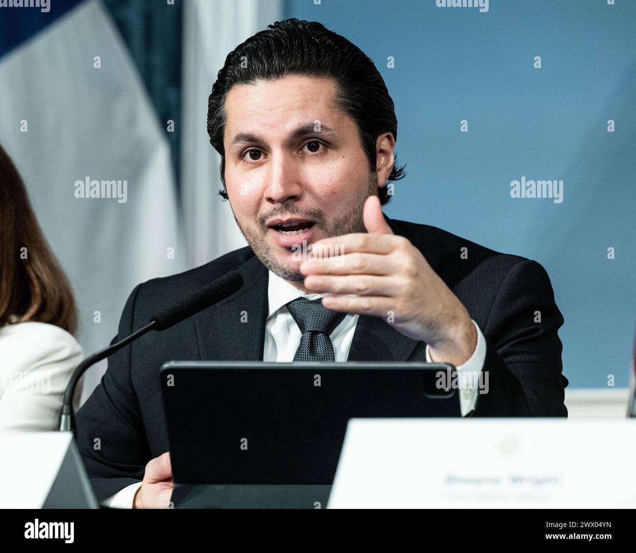 Deputy mayor fabien levy hi-res stock photography and images - Alamy