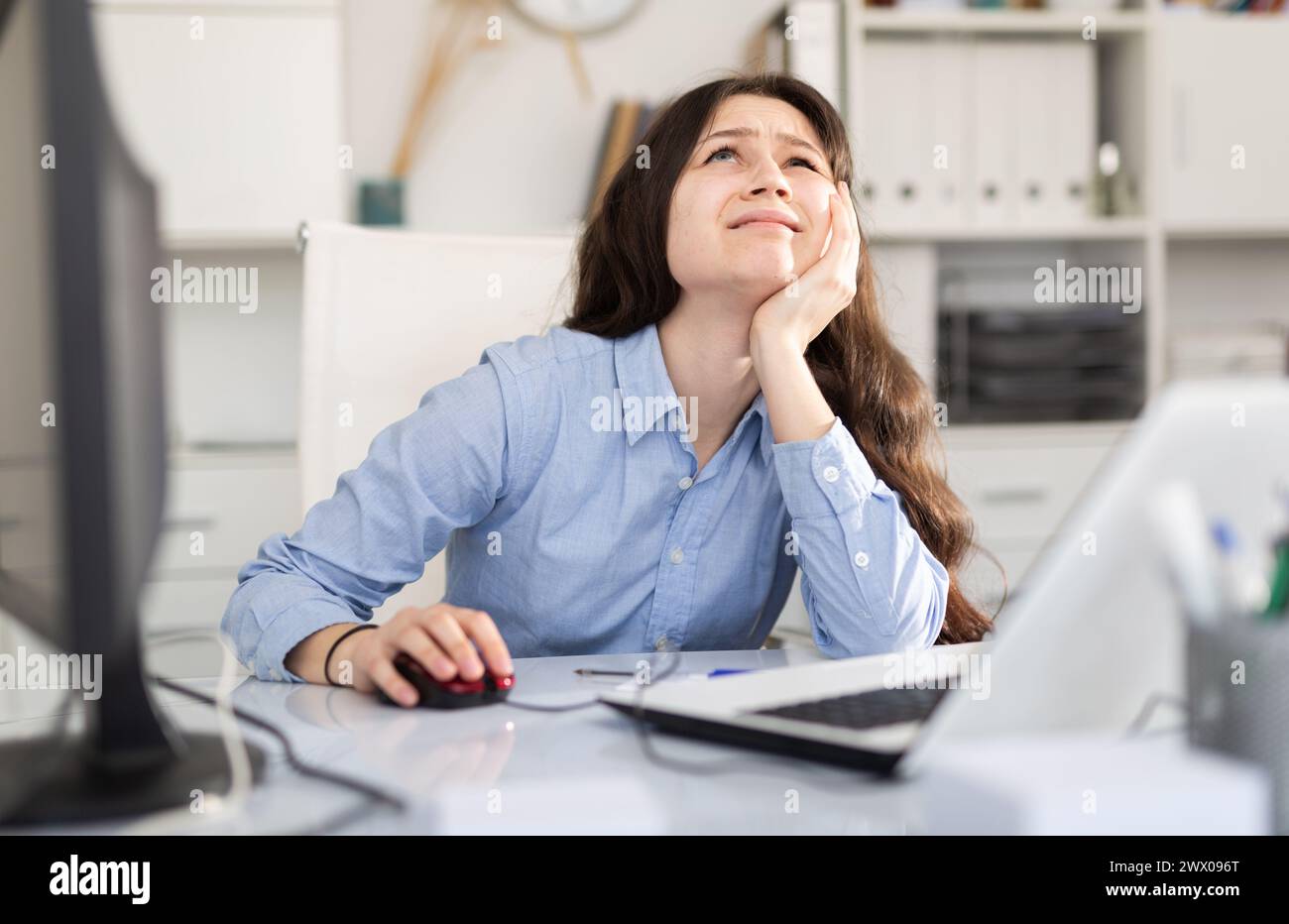 Angry manager experiencing emotions in office Stock Photo - Alamy