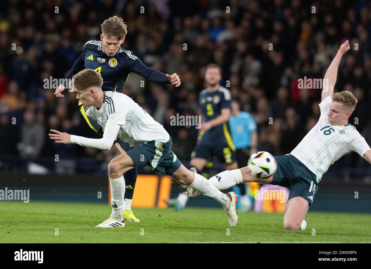 Ali mccann ireland hi-res stock photography and images - Alamy