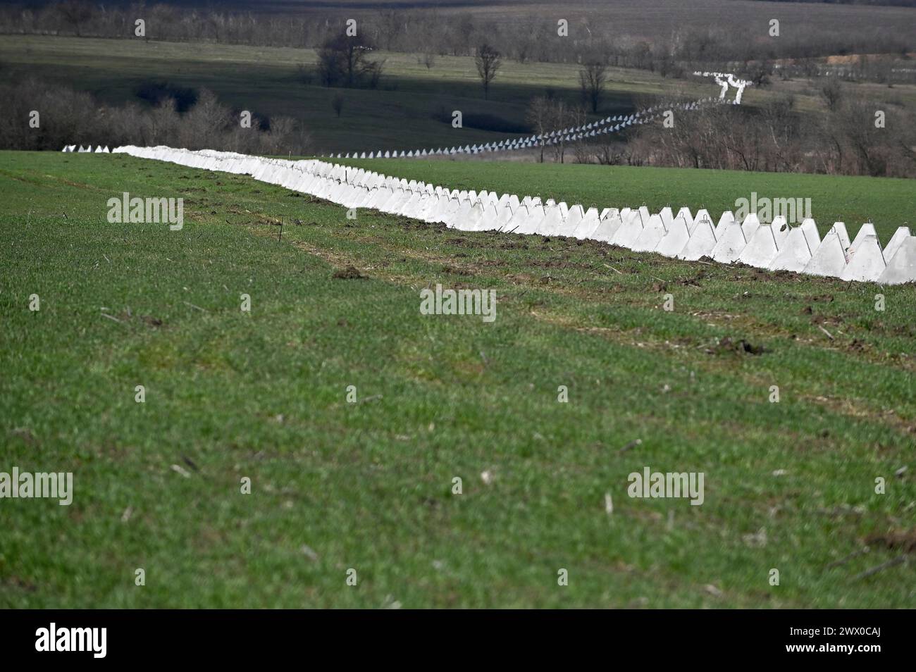 Concrete anti tank obstacles hi-res stock photography and images - Alamy