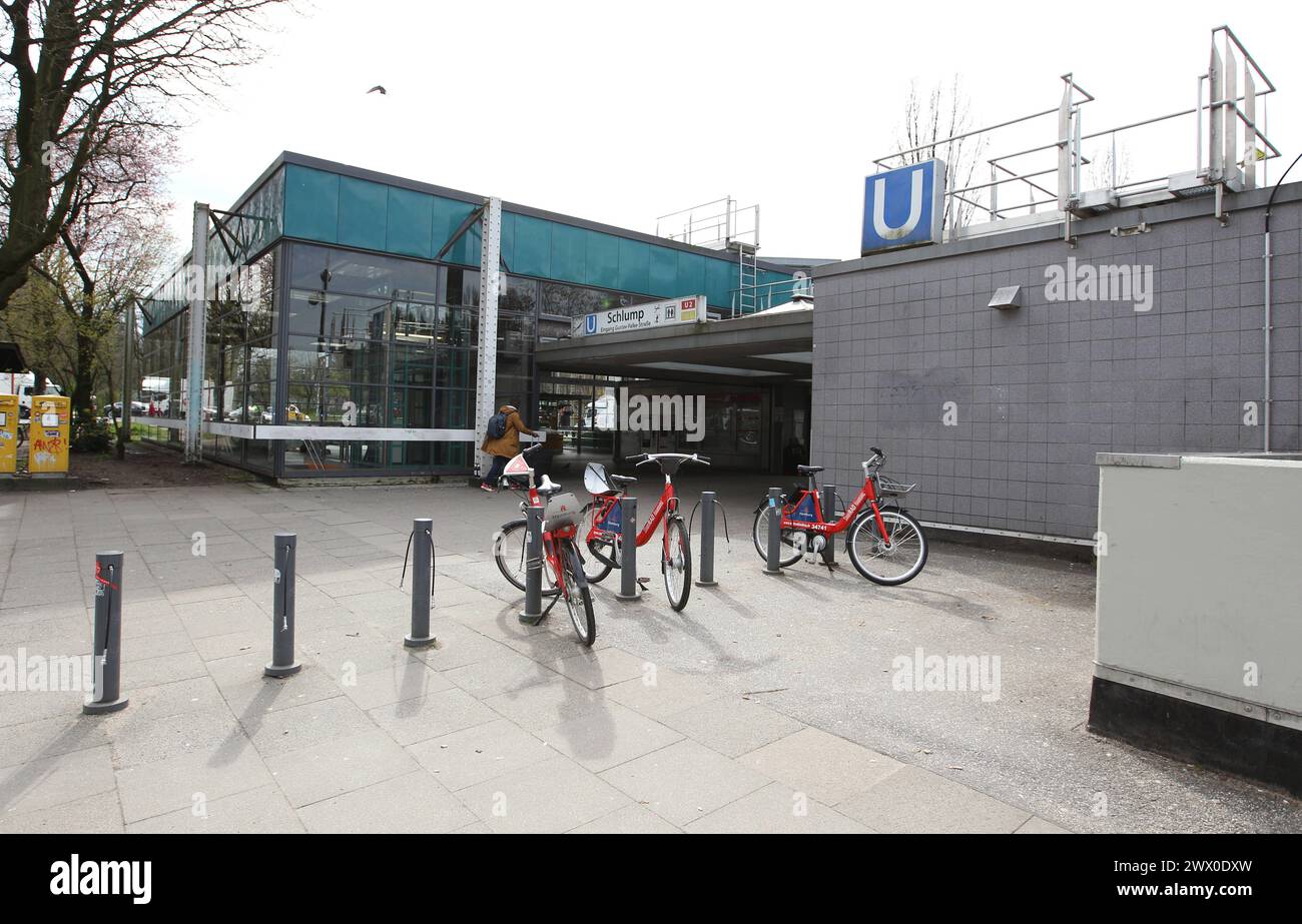 Eingang zum U-Bahnhof Schlump. Eimsbüttel Hamburg *** Entrance to the ...