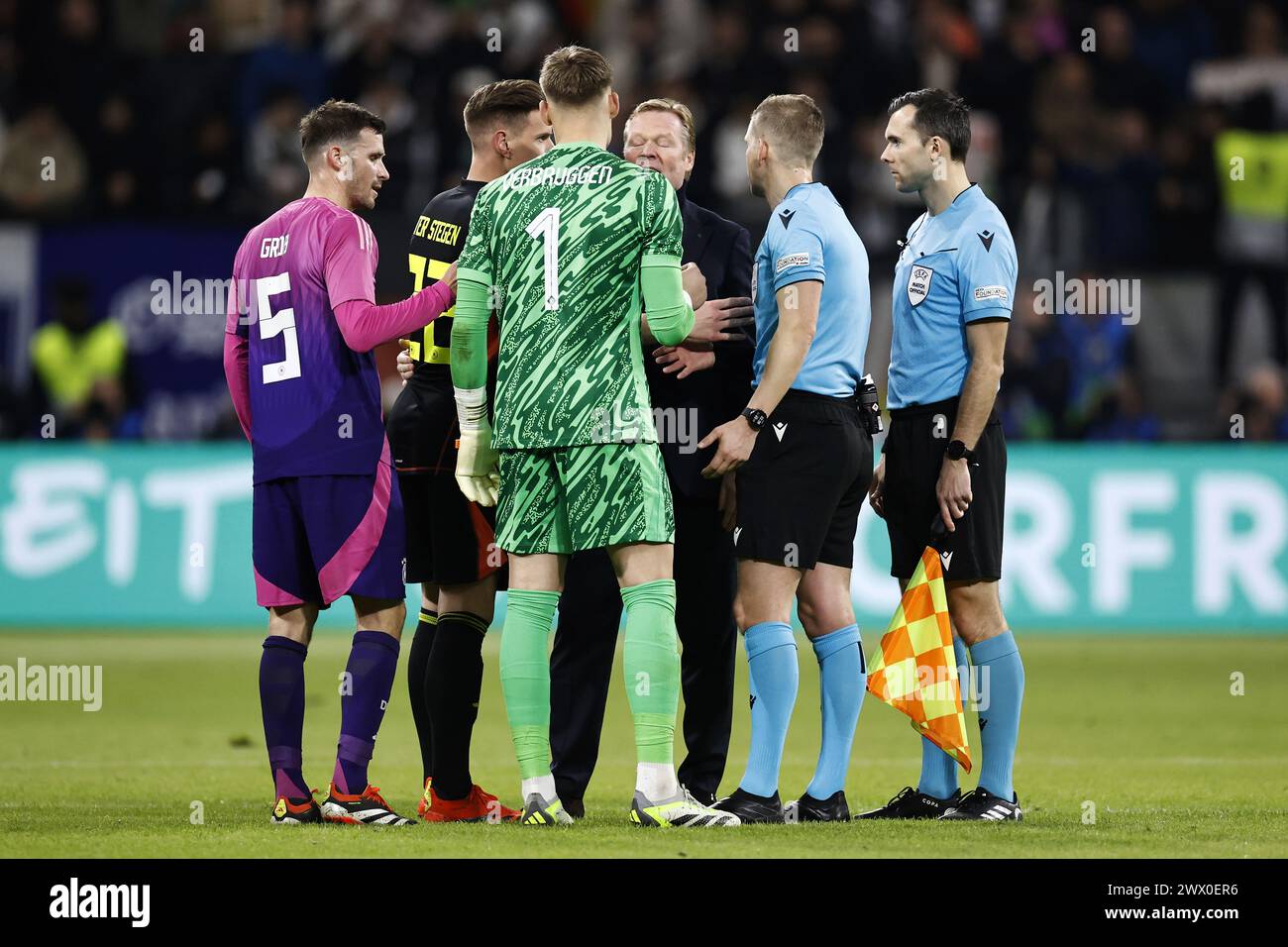FRANKFURT - (l-r) Pascal Gross of Germany, Germany goalkeeper Marc ...