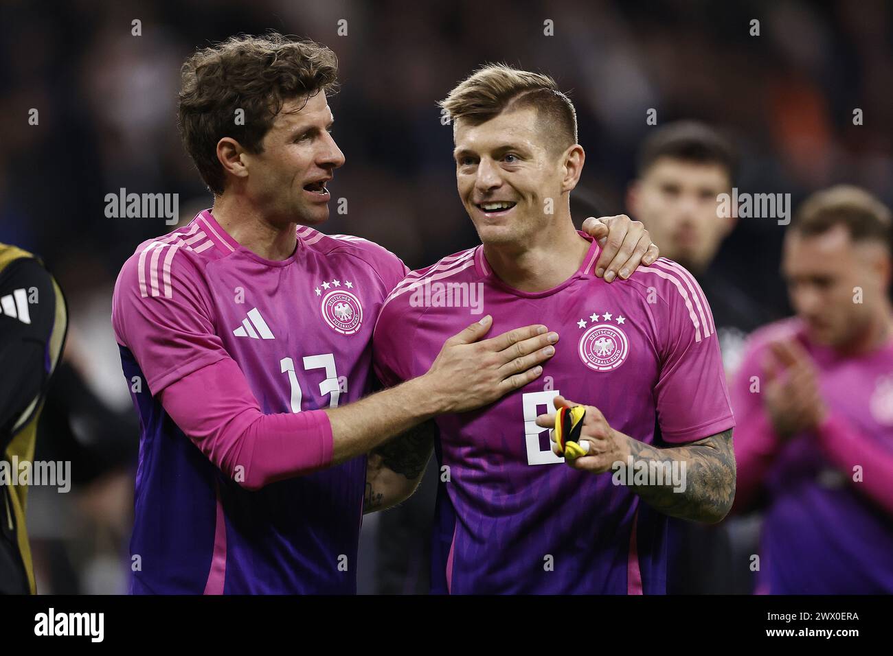 Toni kroos thomas muller hi-res stock photography and images - Alamy