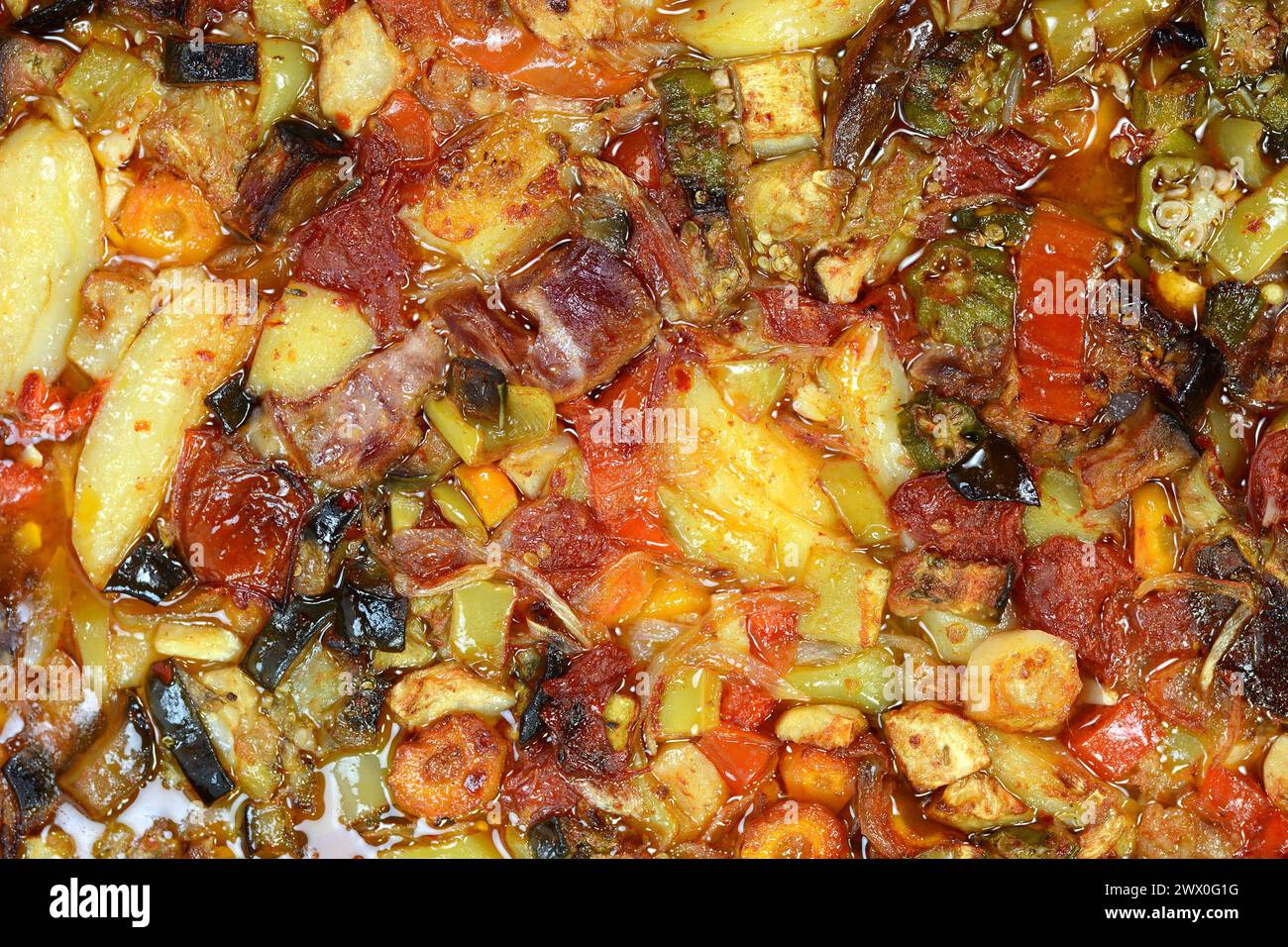 Giouvetsi - Greek beef and orzo stew. Balkanian cuisine Stock Photo - Alamy