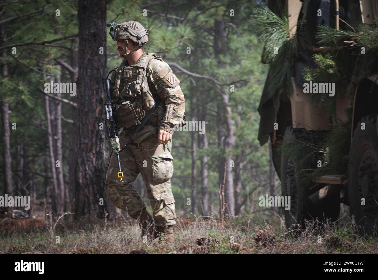 A Soldier assigned to the 3rd Battalion, 69th Armor Regiment, 1st ...