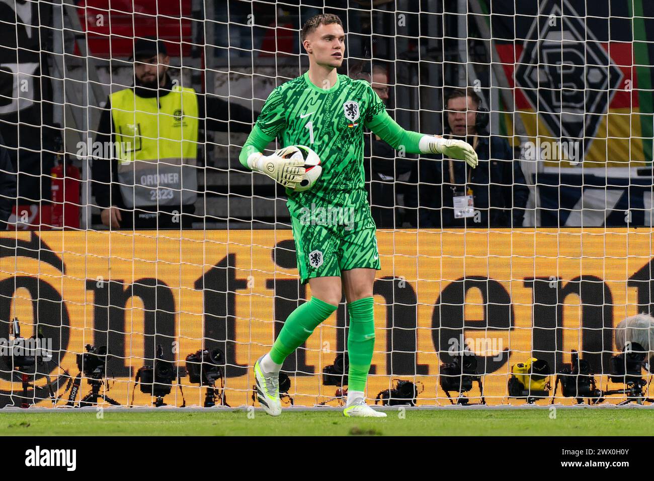 Frankfurt Am Main, Germany. 26th Mar, 2024. FRANKFURT AM MAIN, GERMANY - MARCH 26: Bart ...