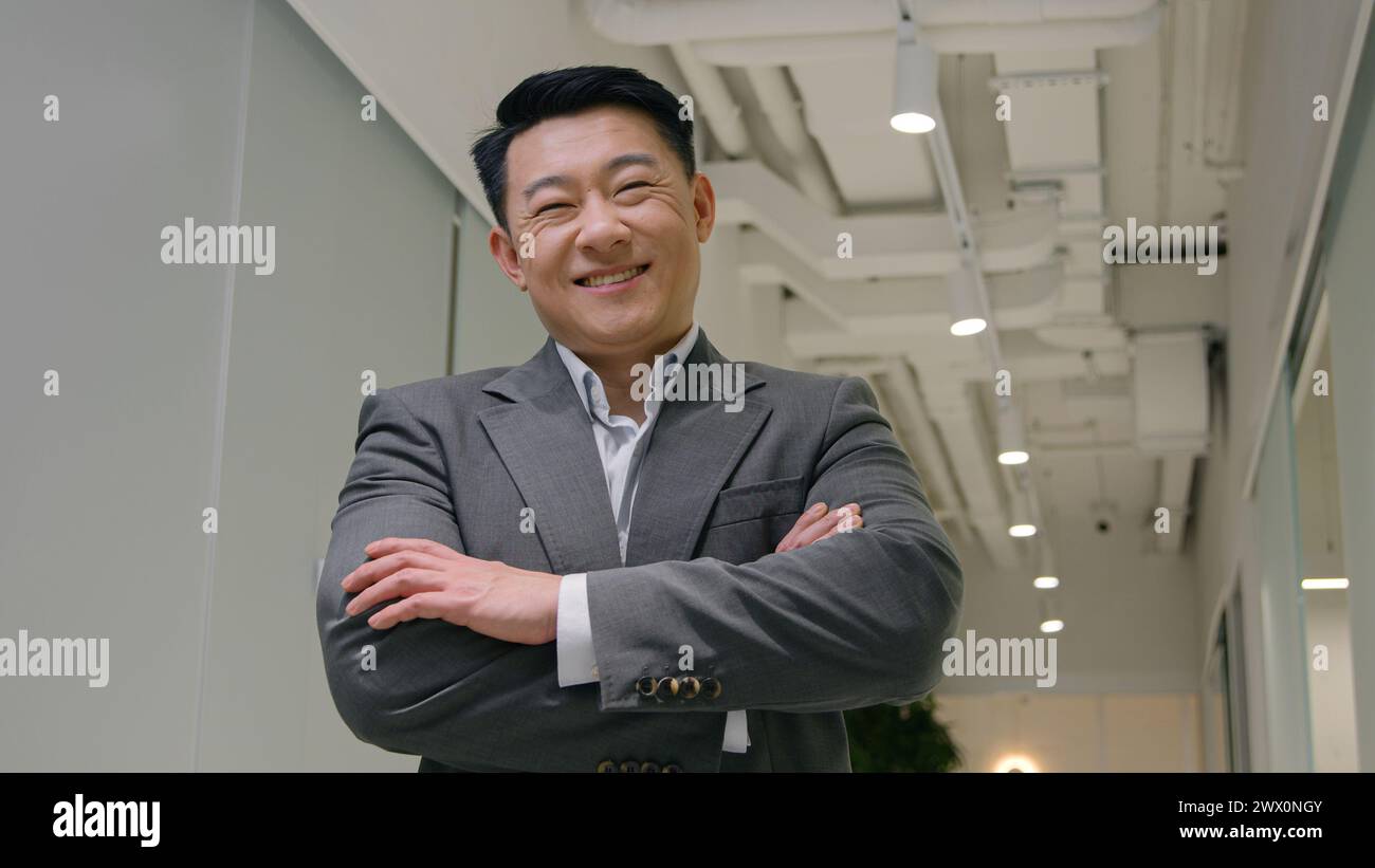 Middle-aged businessman Asian adult man executive manager CEO business ...