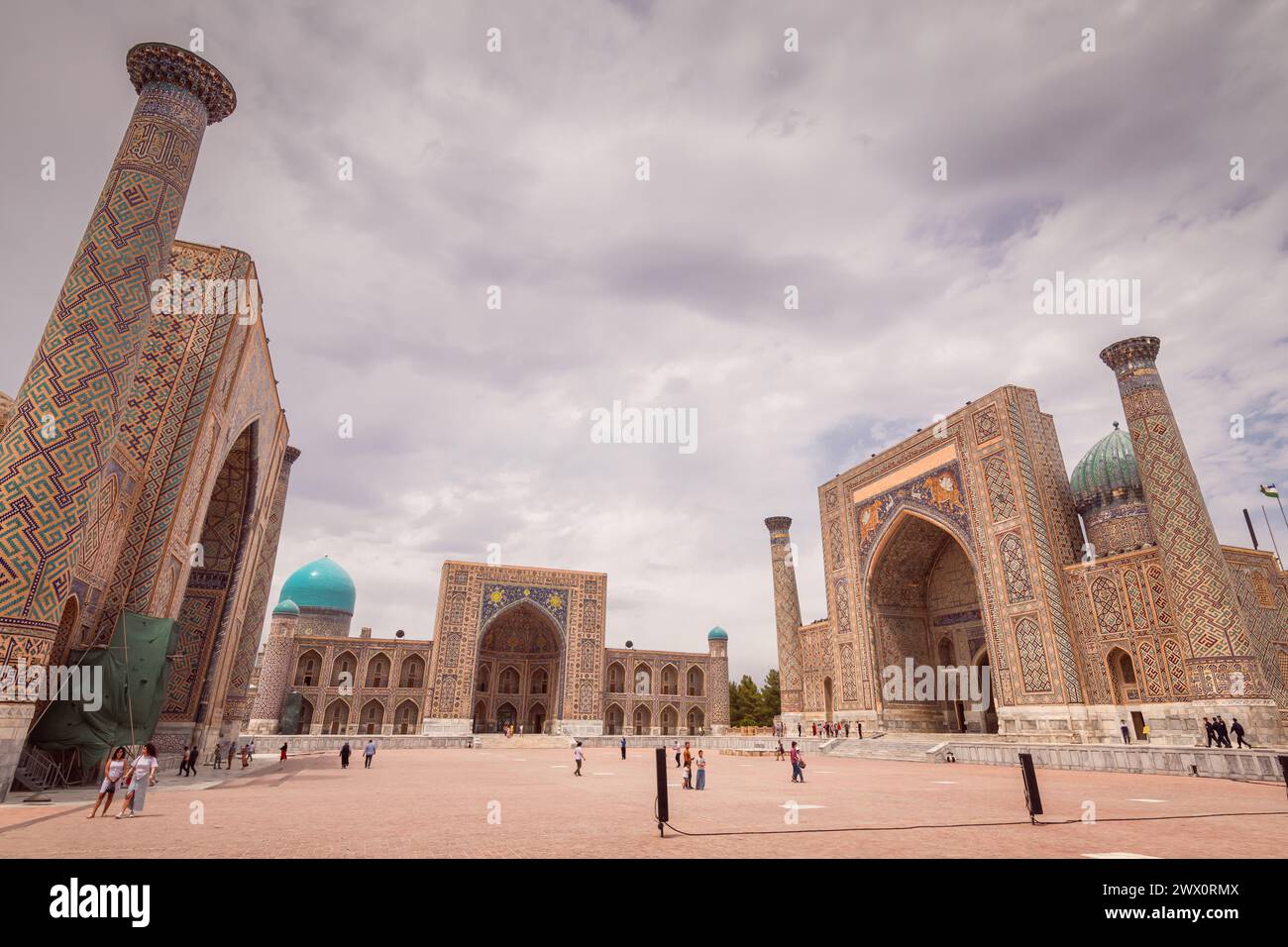 JUNE 20, 2023, SAMARKAND, UZBEKISTAN: The world-famous islamic ...