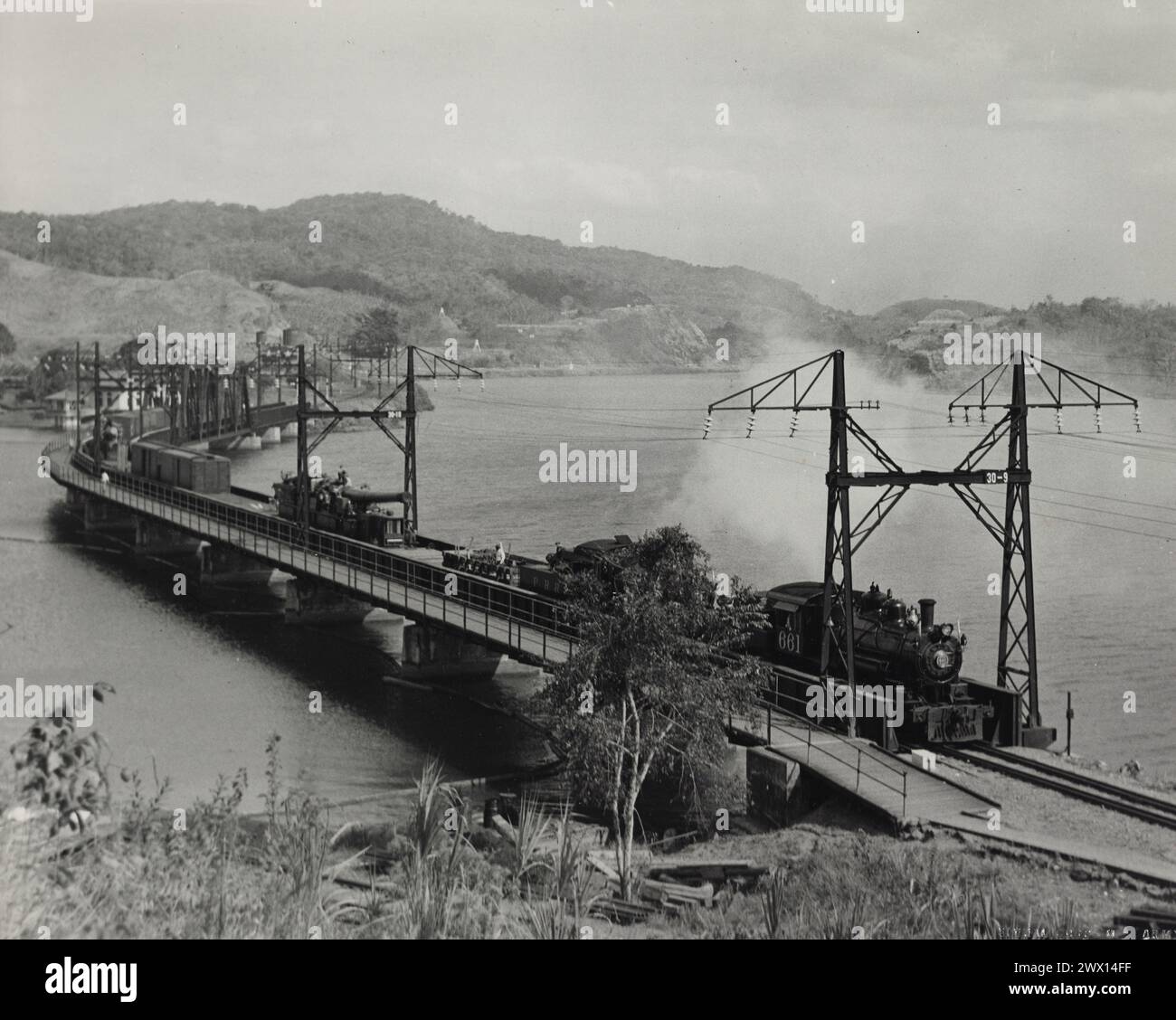 14 railway gun hi-res stock photography and images - Alamy