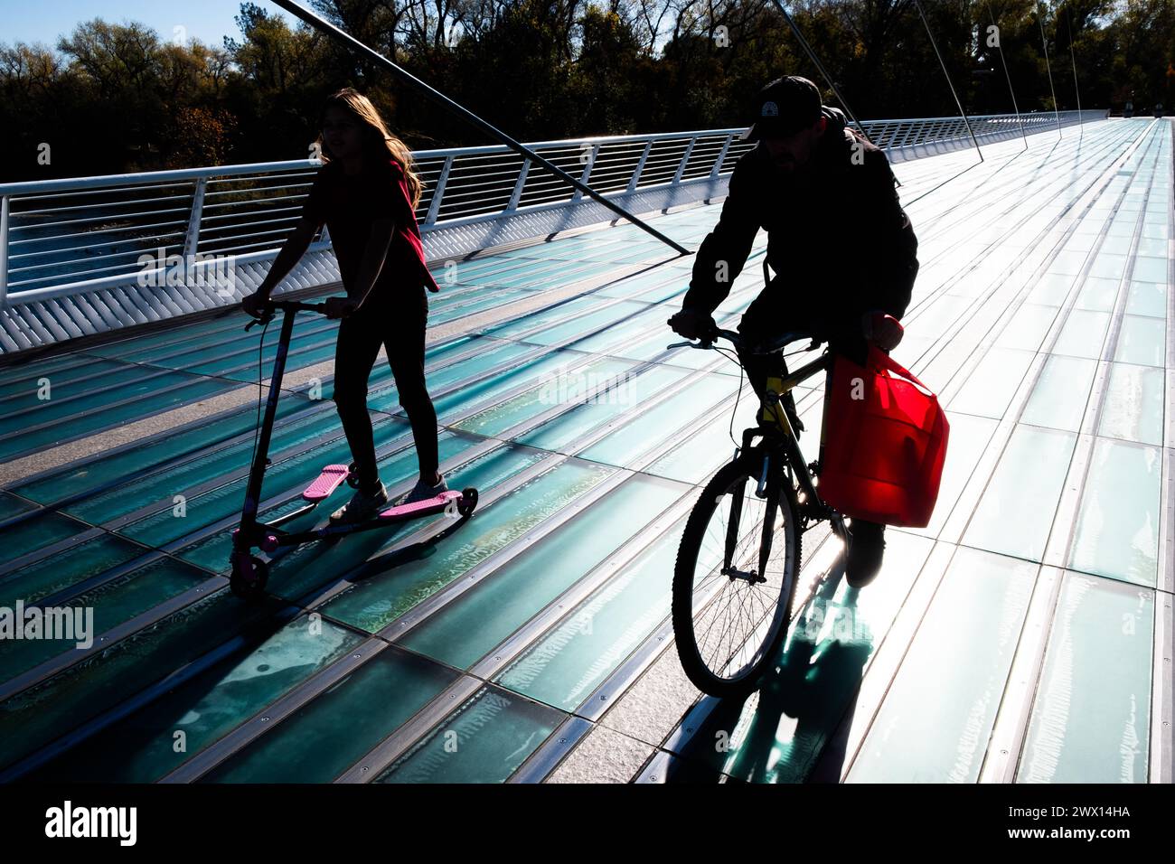 The Sundial Bridge at Turtle Bay is a world-famous pedestrian bridge ...
