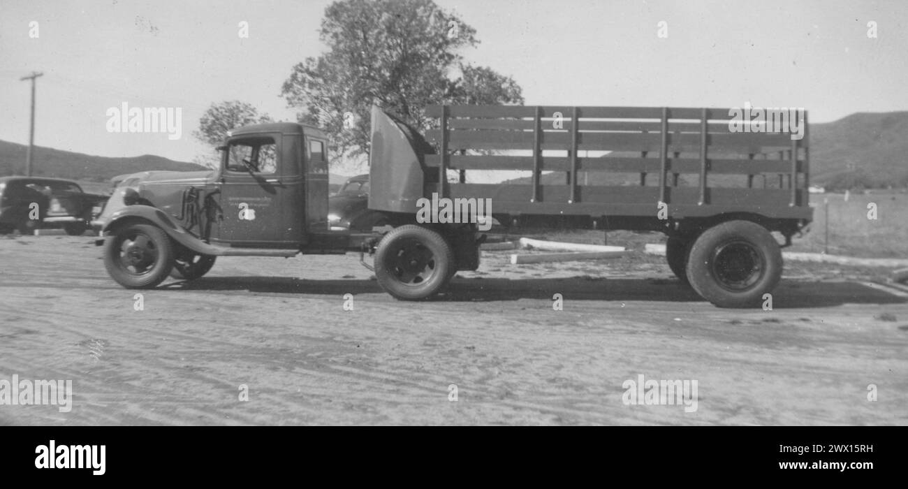 Semi trailer vintage photo hi-res stock photography and images - Alamy