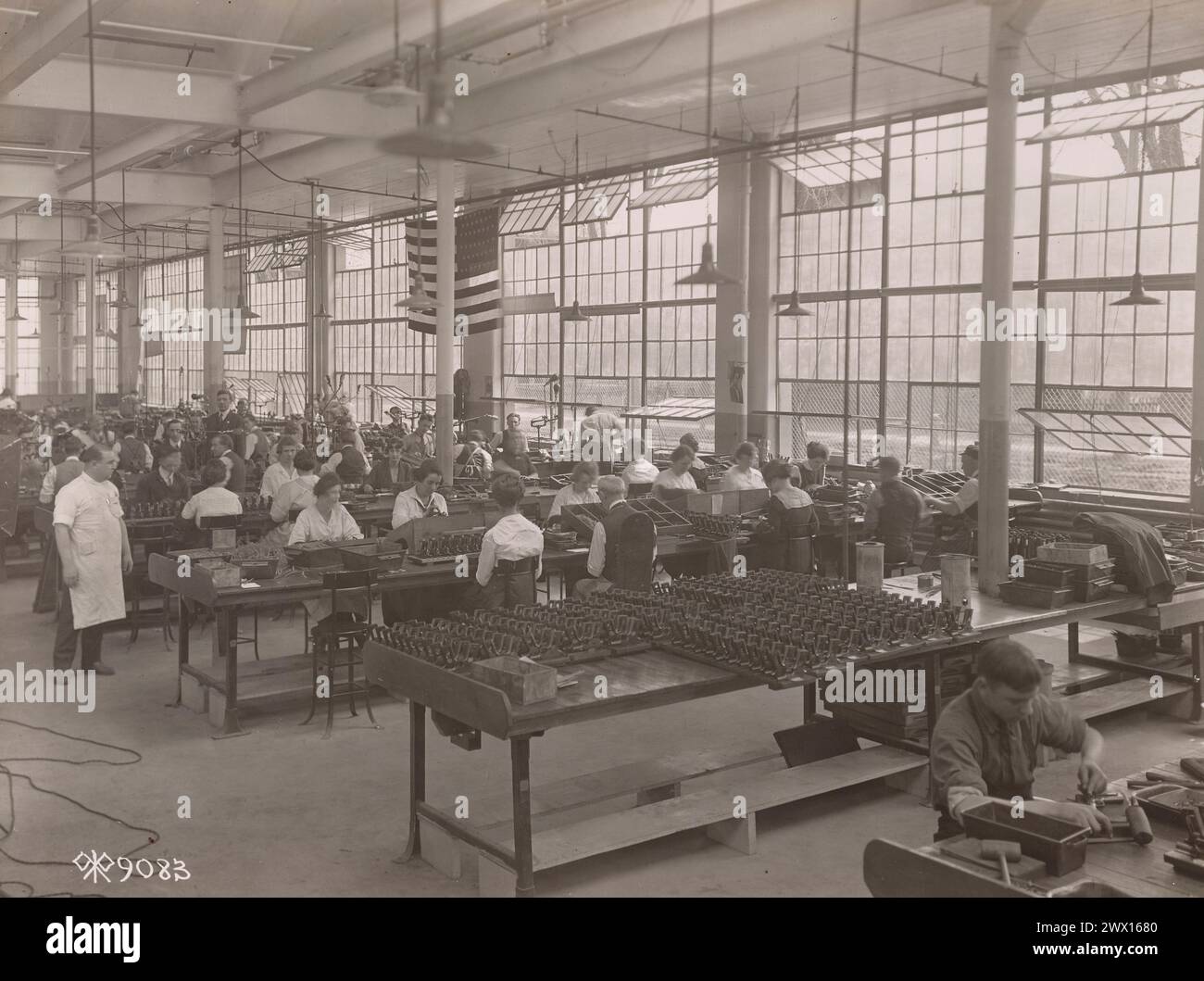 Making colt 45 pistols hi-res stock photography and images - Alamy