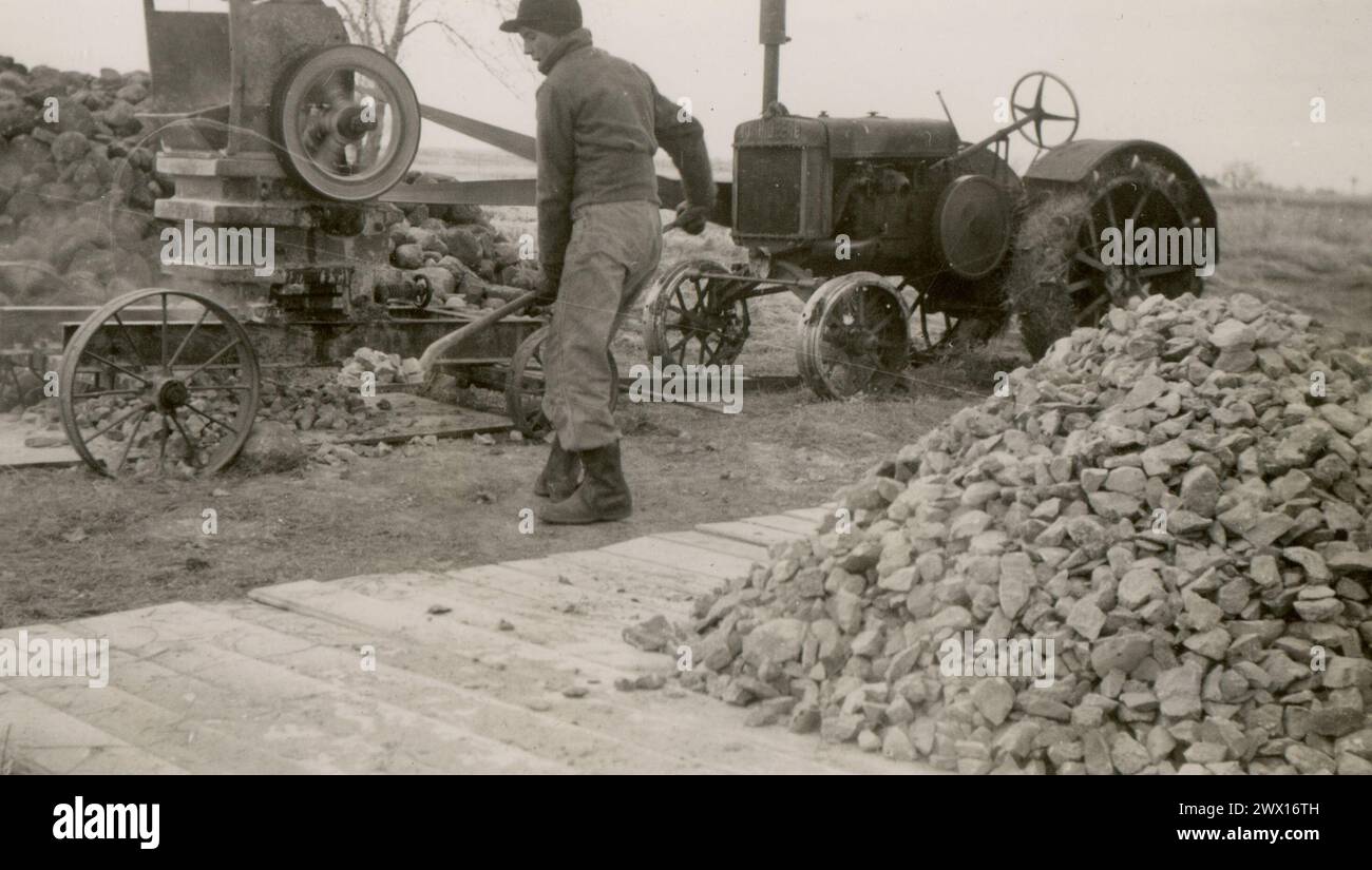 Indian man 1940s black and white hi-res stock photography and images ...