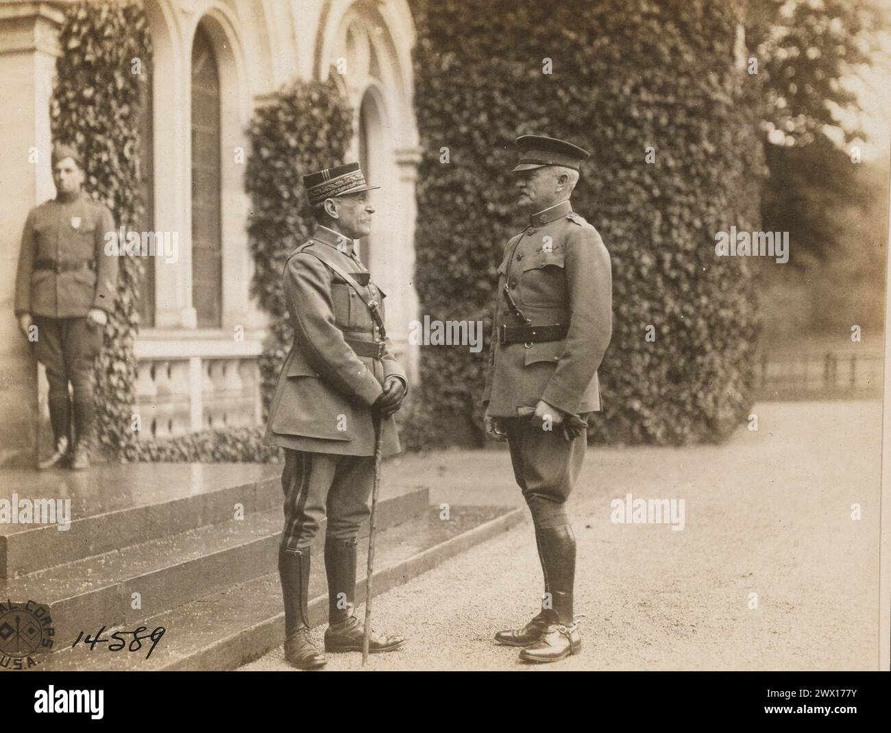 Pershing summer home hi-res stock photography and images - Alamy