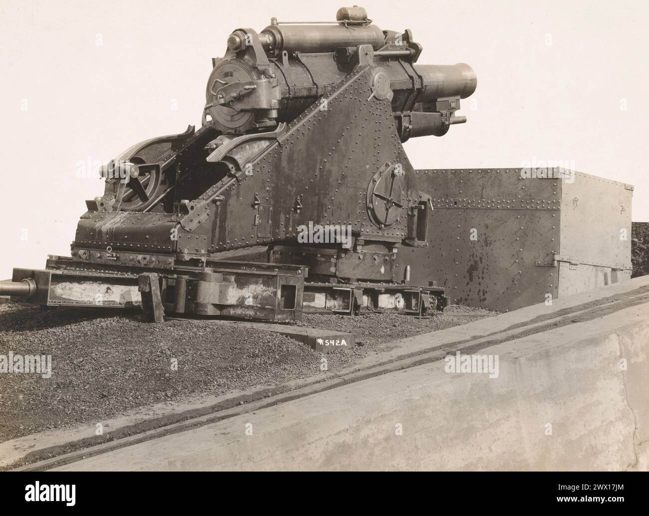 9.2" British howitzer and mount on the proving grounds ca. 1918 Stock ...