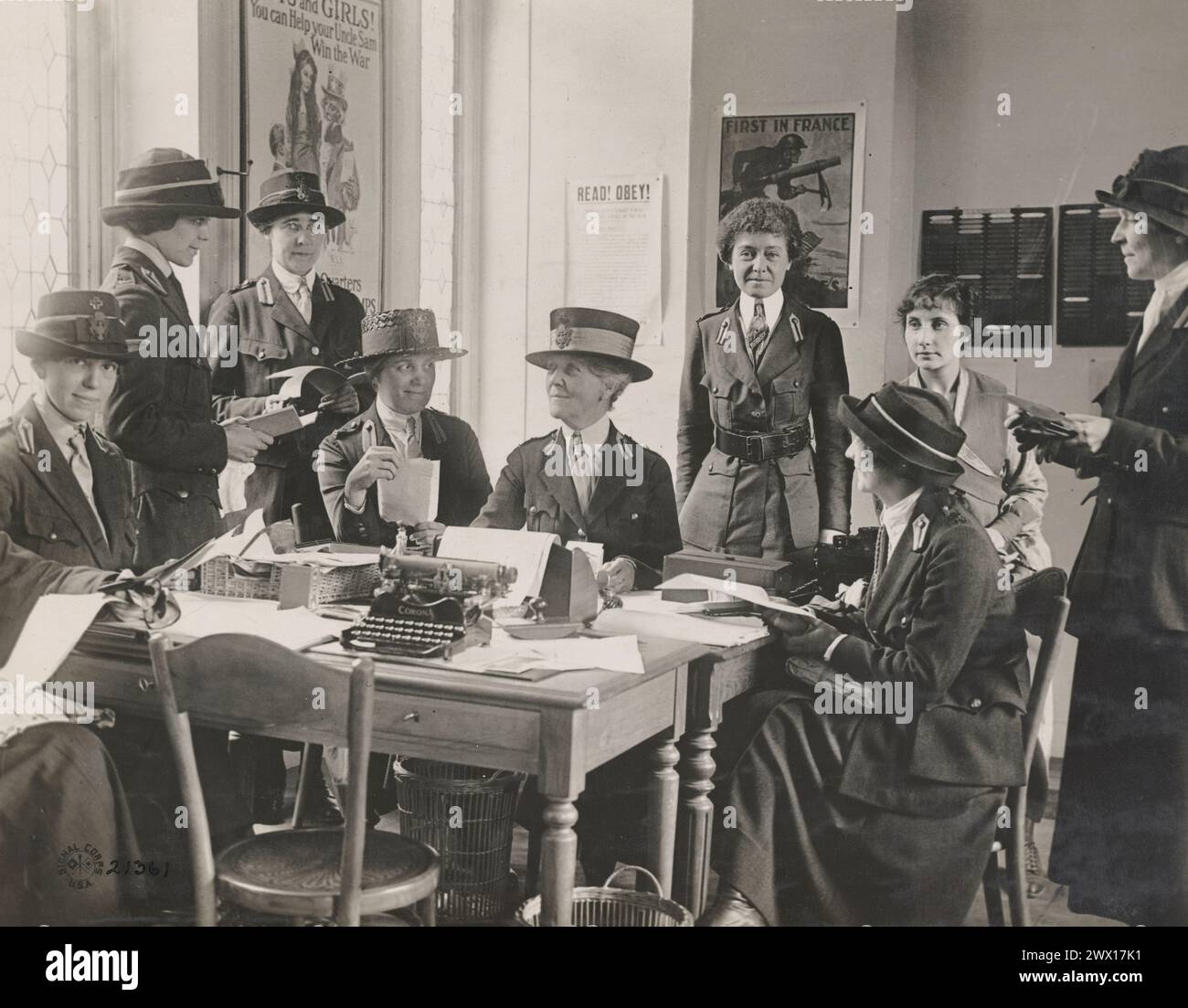 Red cross in paris france hi-res stock photography and images - Alamy