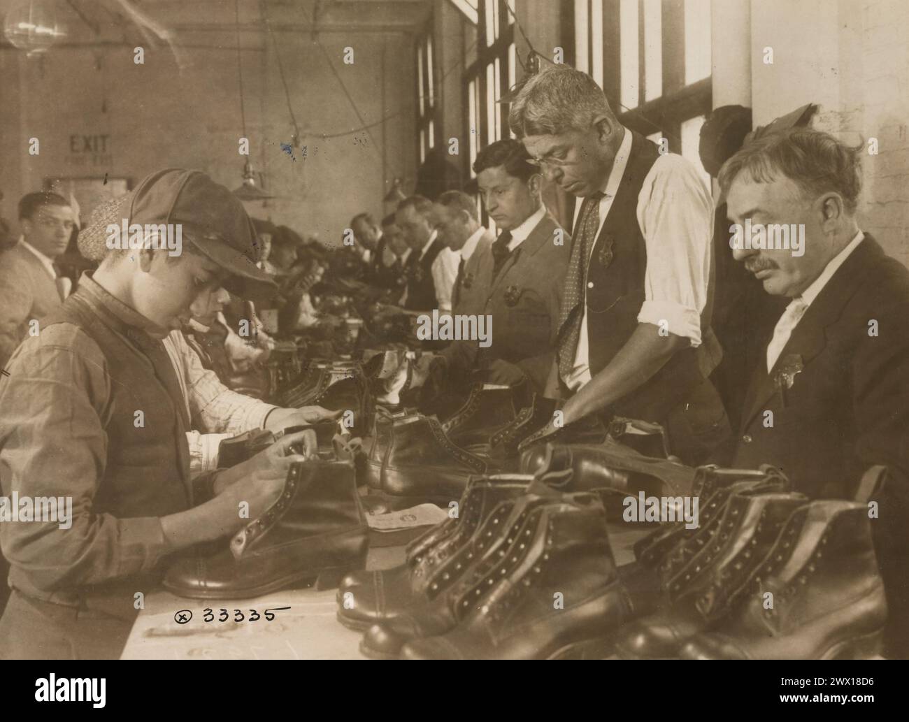 Manufacturing U.S. Army Shoes - Government inspectors making a final ...