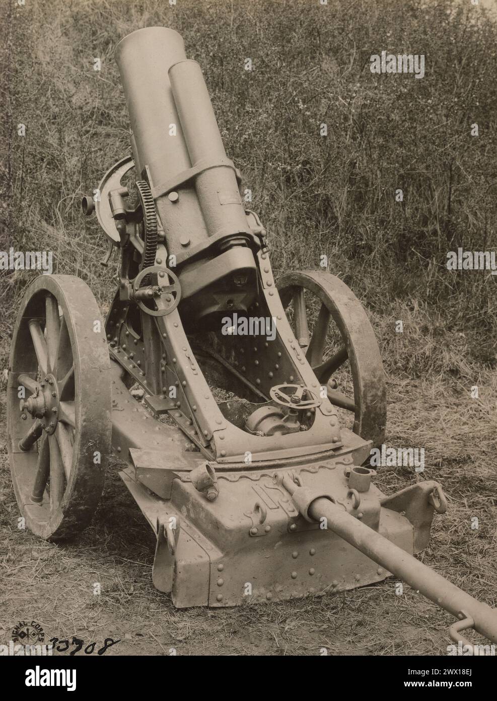 German 25 cm gun hi-res stock photography and images - Alamy