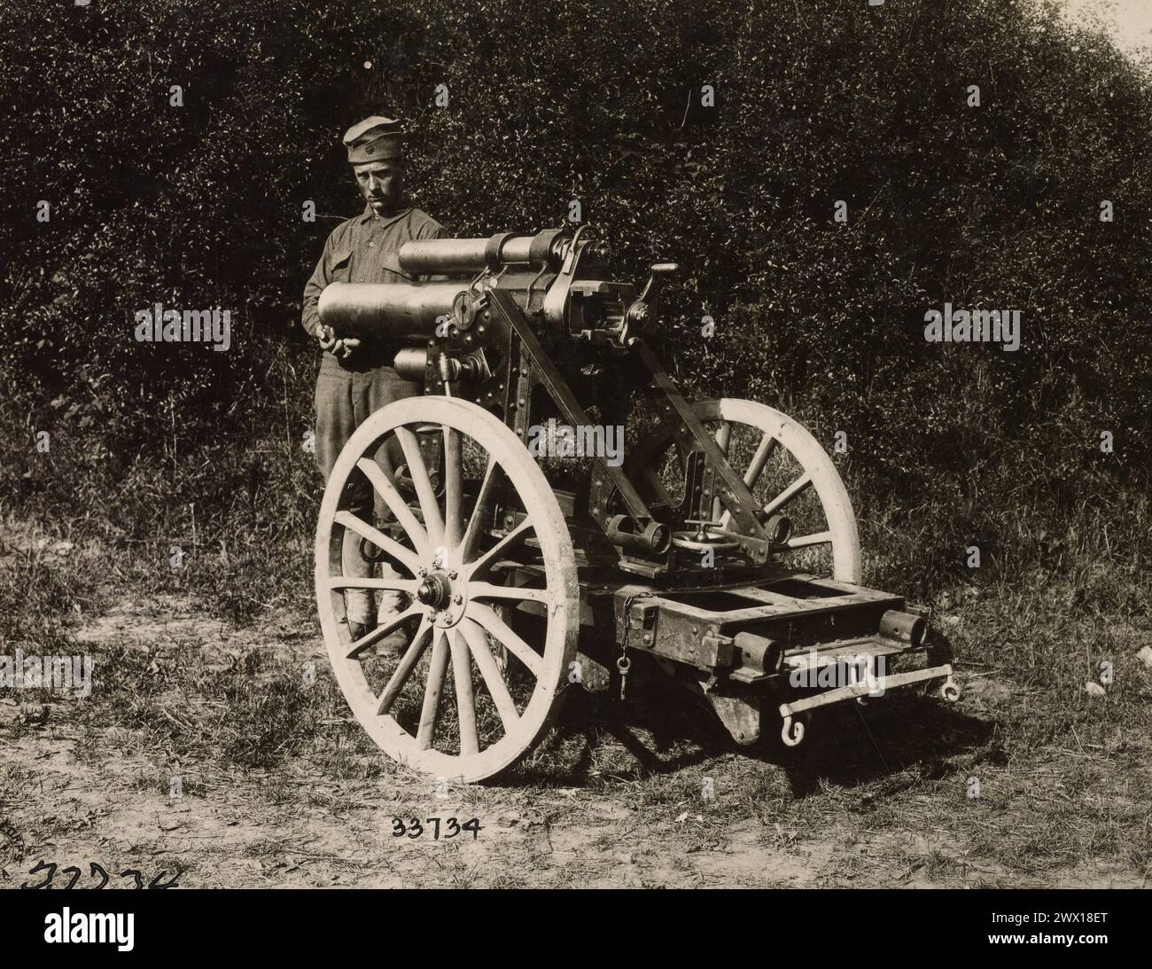 Trench mortar hi-res stock photography and images - Alamy