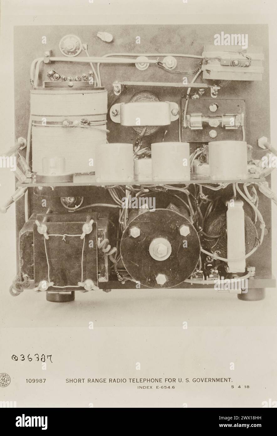 Short range telephone hi-res stock photography and images - Alamy