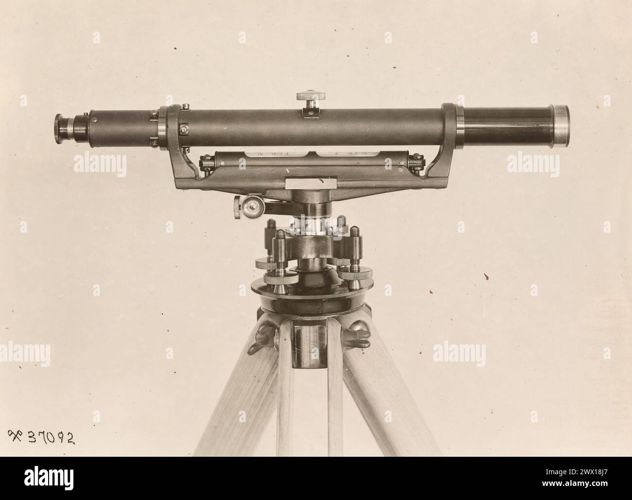 Actual level hi-res stock photography and images - Alamy