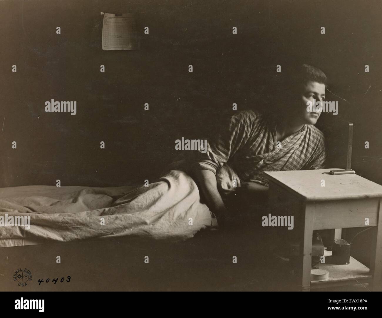 Soldier lying in a bed hi-res stock photography and images - Alamy