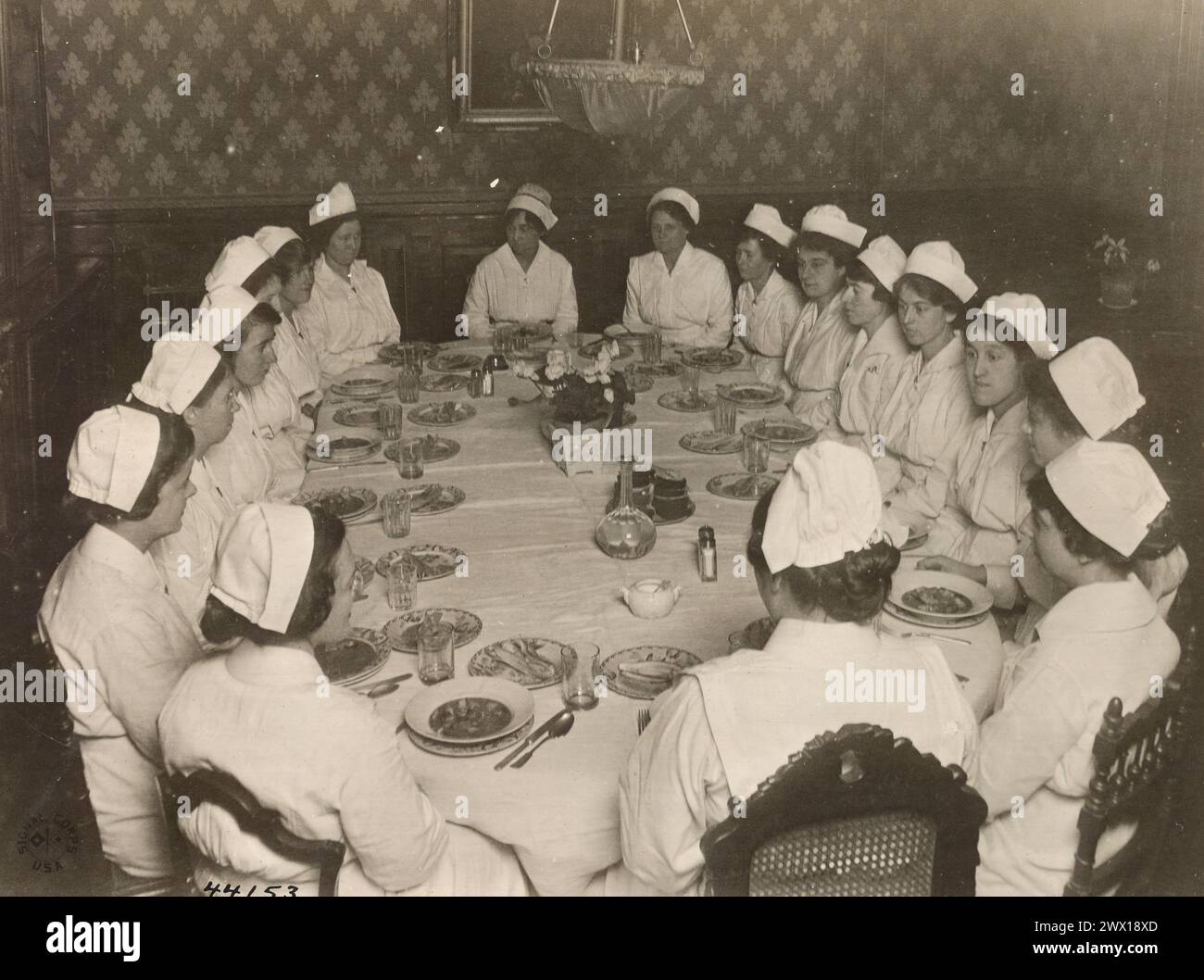 Nurses at dinner table hi-res stock photography and images - Alamy