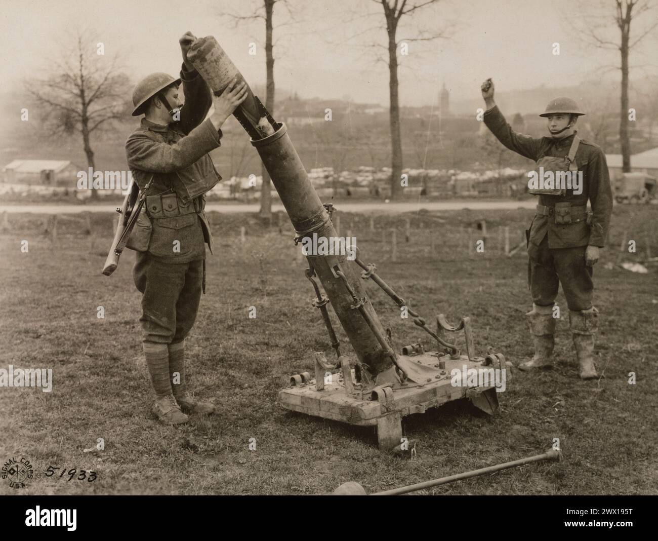 Soldiers set up a 6 inch Newton Trench mortar in Vitrey France ca. 1919 ...