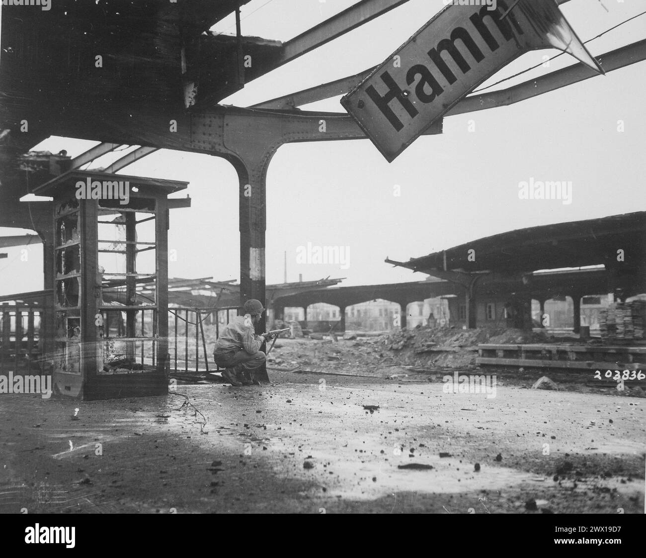 April 6 movement Black and White Stock Photos & Images - Alamy