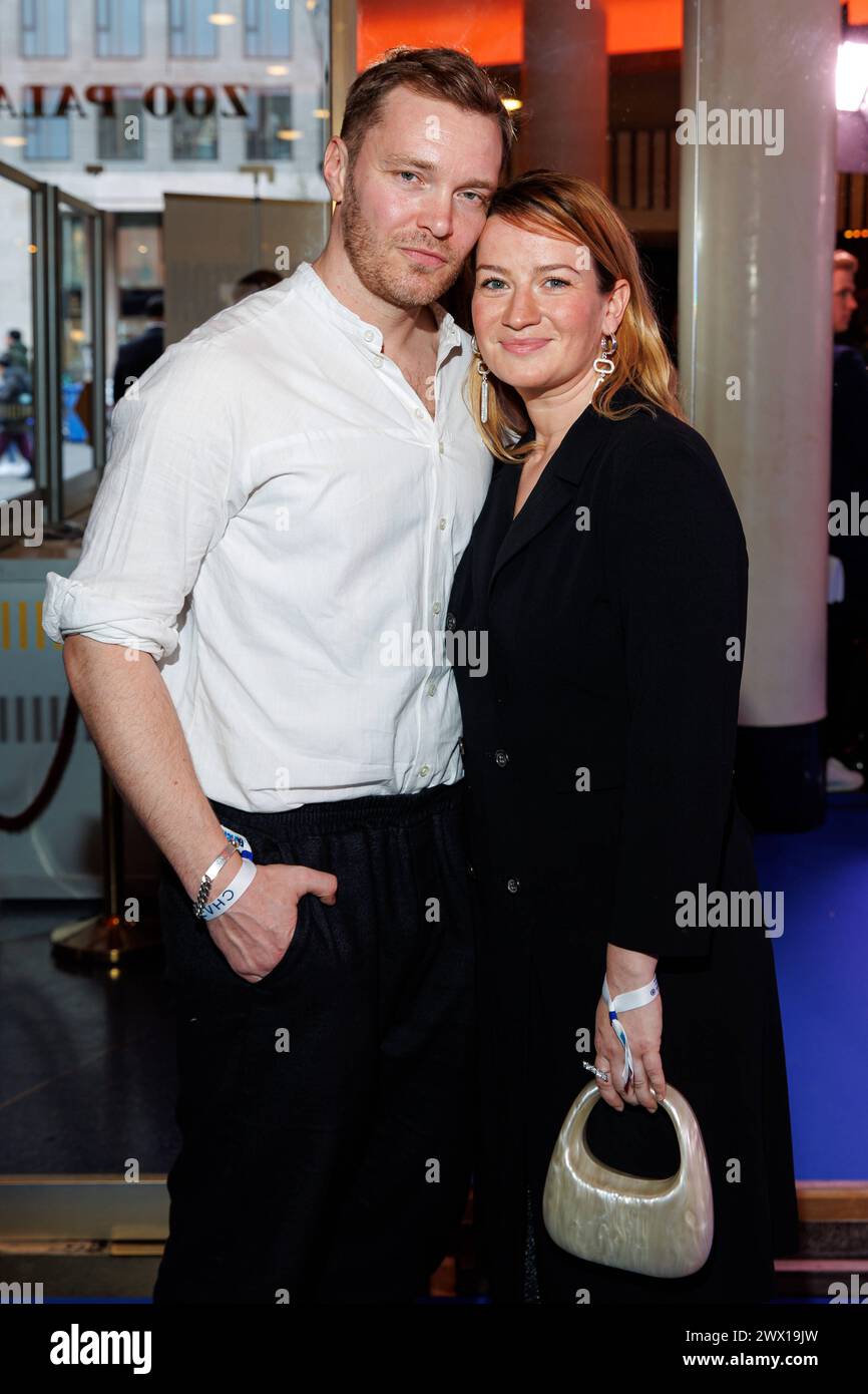 Premiere ARD Serie - CharitÃ Max Wagner und Nina Gummich bei der ...