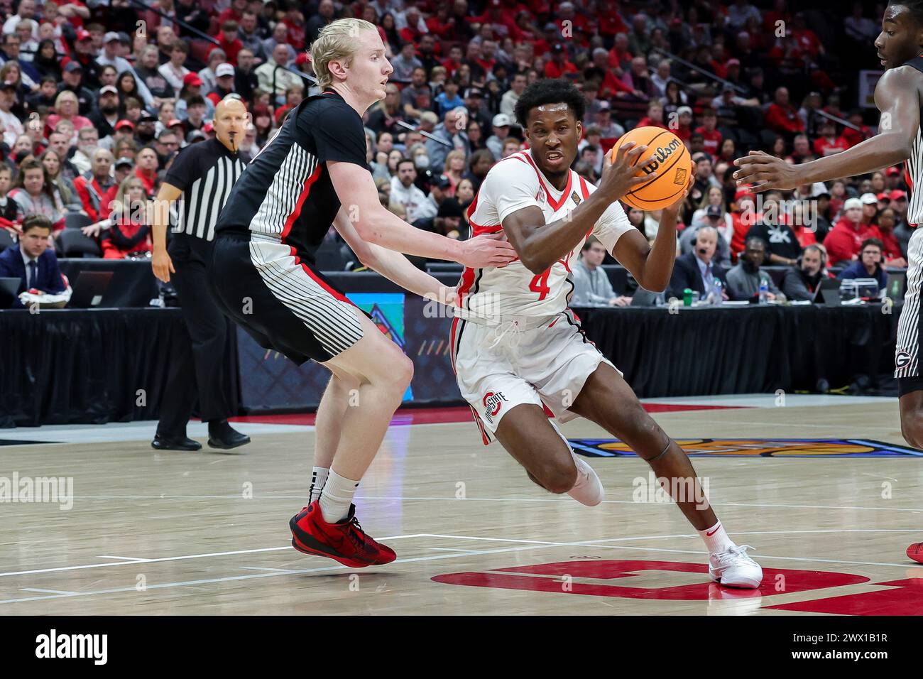 Columbus, Ohio, USA. 26th Mar, 2024. Ohio State Buckeyes guard Dale ...
