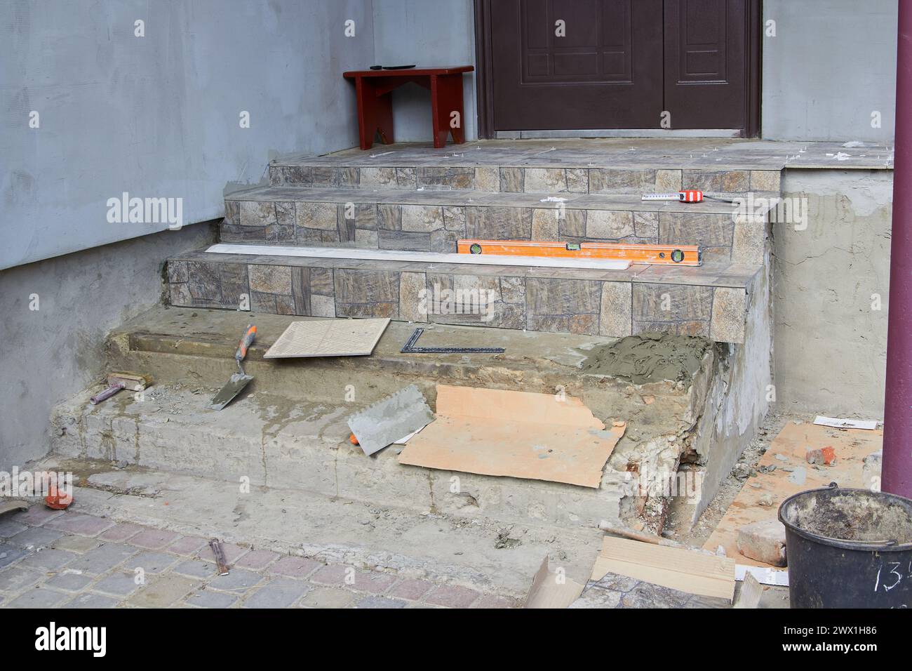 Concrete tiles stairs hi-res stock photography and images - Alamy