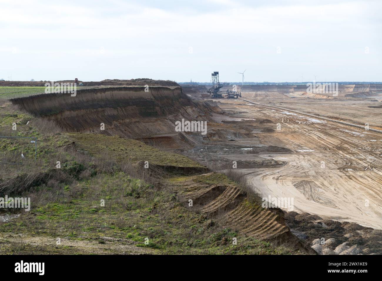 Germany open pit lignite mine hi-res stock photography and images - Alamy