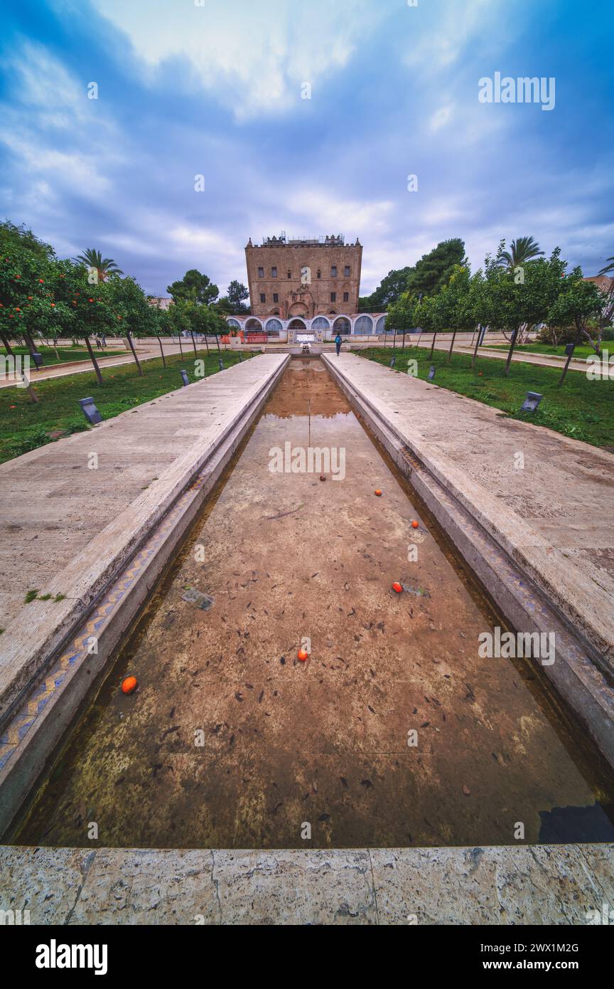 Zisa palace hi-res stock photography and images - Alamy