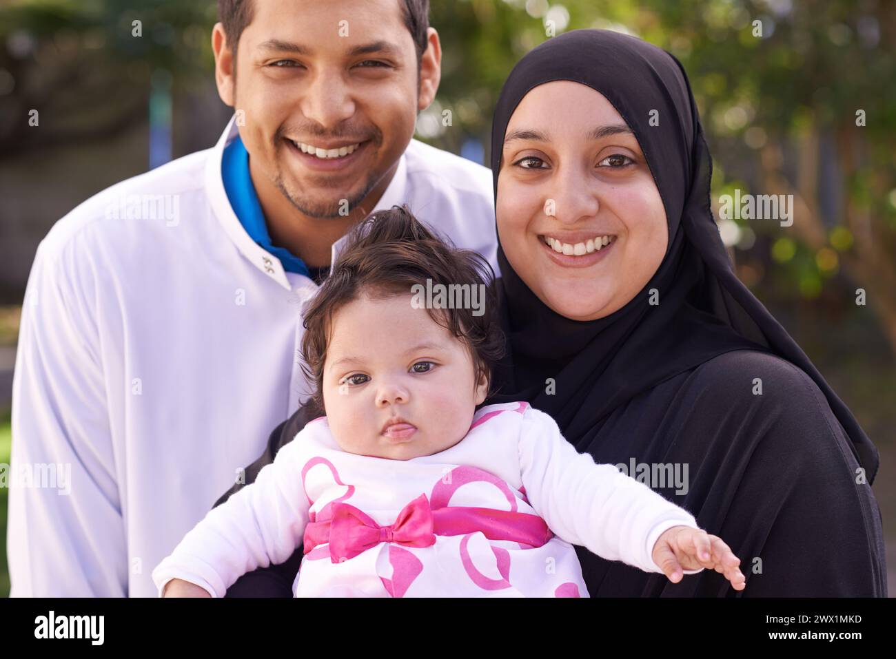 Muslim mother and newborn hi-res stock photography and images - Alamy