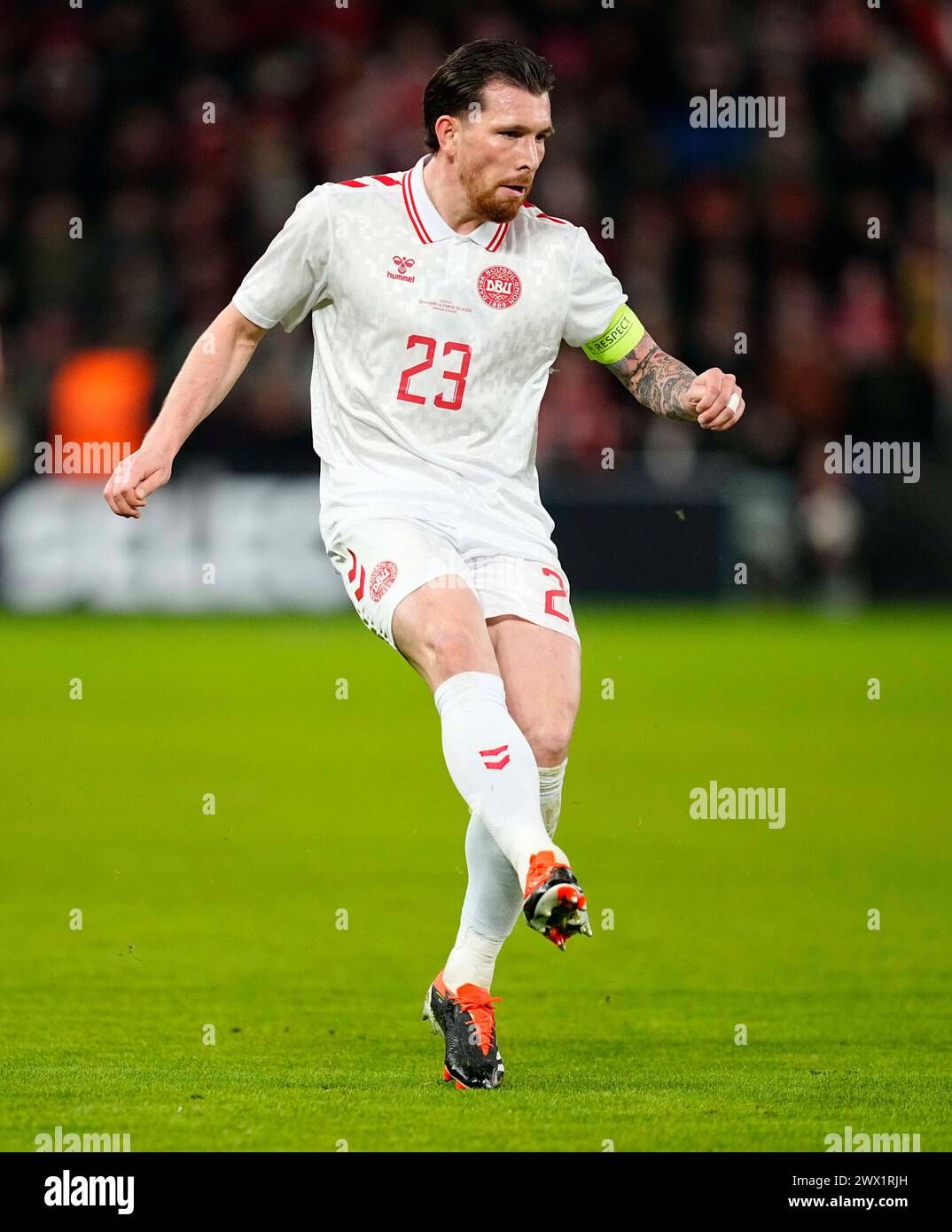 Em 2024 qualifying hi-res stock photography and images - Alamy